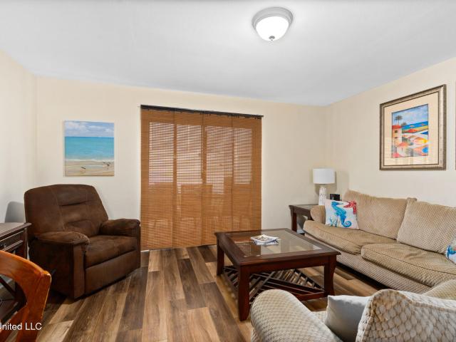 1664 Beach Boulevard # 90