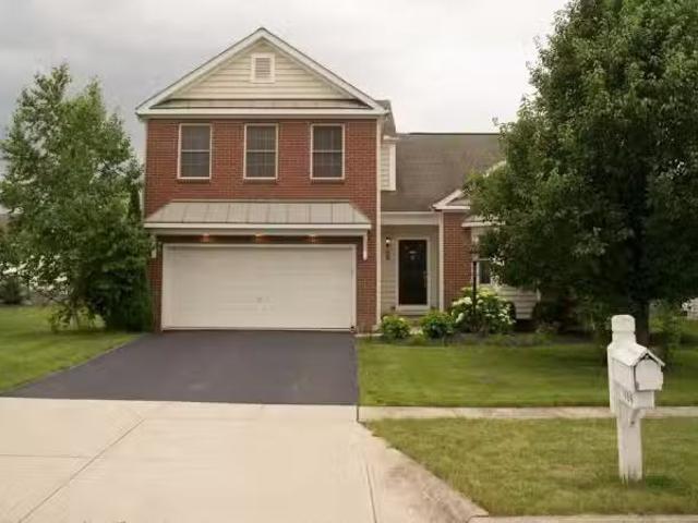 1664 Boxwood Drive, Lewis Center, OH 43035