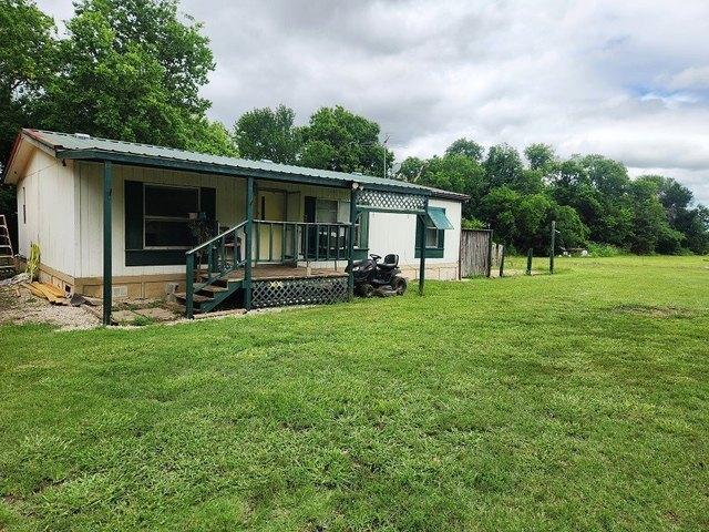 1664 County Road 4925, Trenton, TX 75490