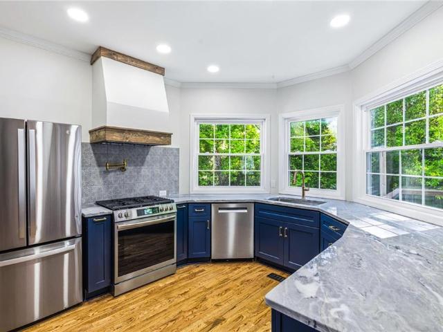 1664 Holly Lake Circle