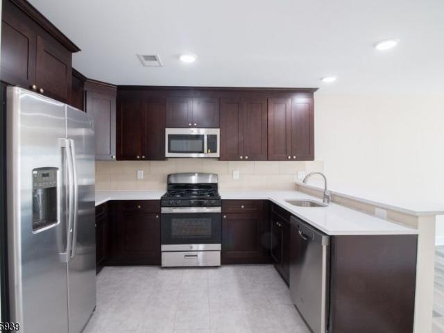 1664 Stuyvesant Ave Unit 203, Union Twp. Us, nj