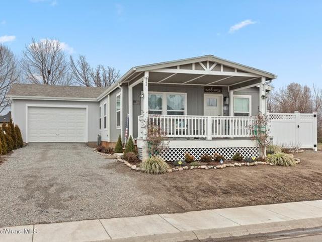 1664 W Bounty Loop, Hayden, ID 83835