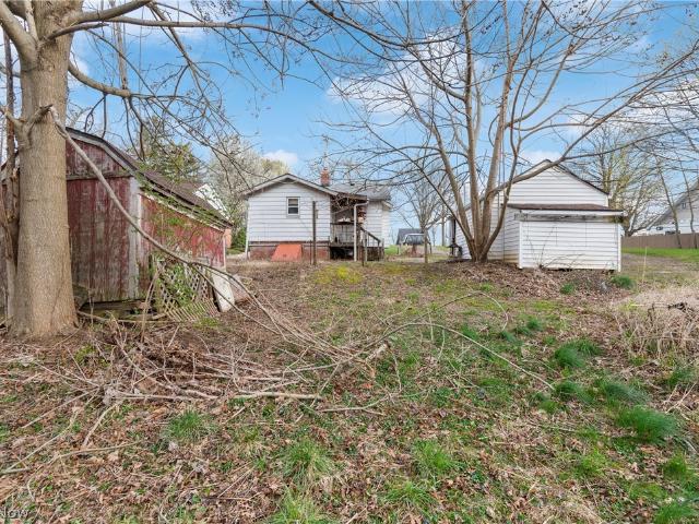 1664 Woods Road