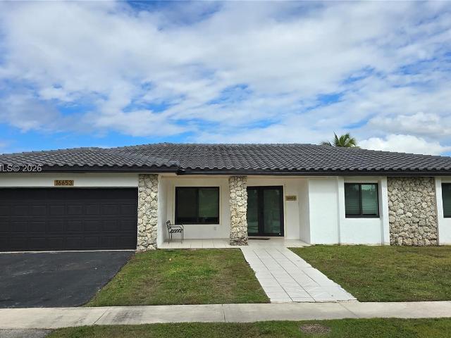 16653 Golfview Dr, Weston, US, FL