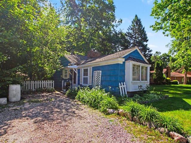 16654 MacArthur