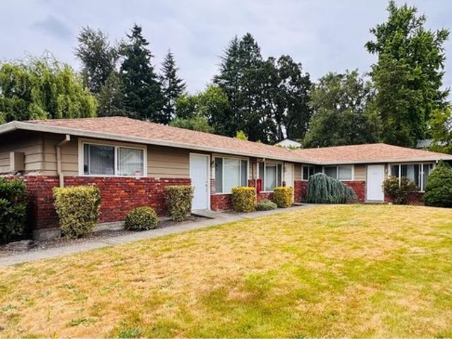 16656 SE Moon Ave, Milwaukie, OR 97267