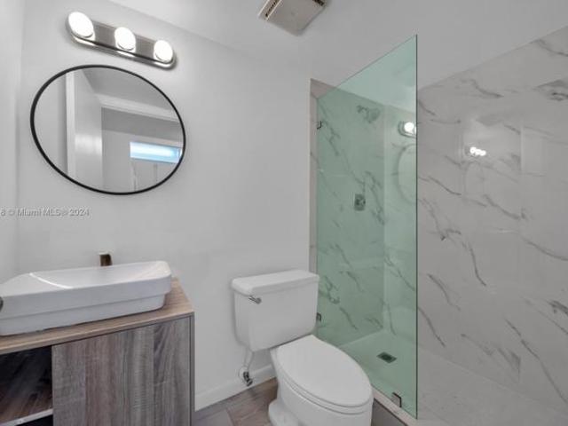 1665 Bay Rd #218, Miami Beach, FL 33139