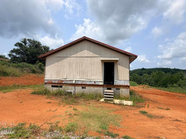 1665 Cosby Highway