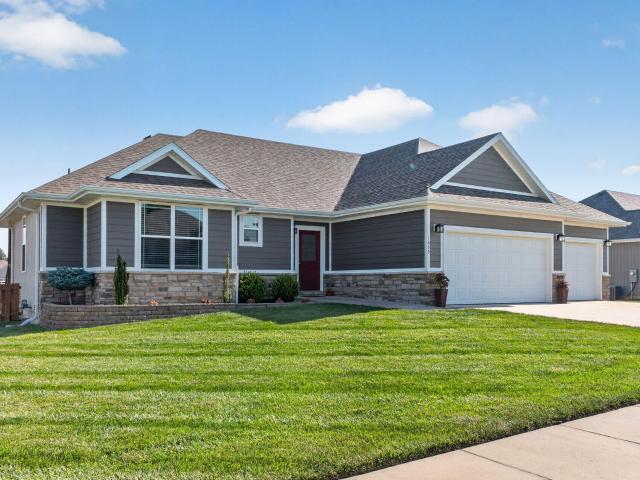 1665 E Pea Ridge Drive