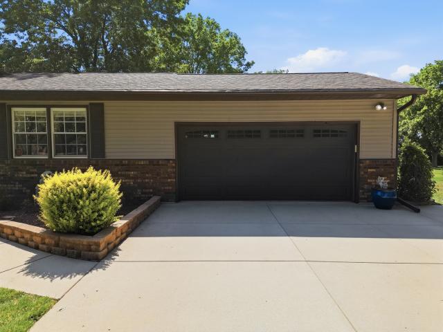 1665 Hill Drive