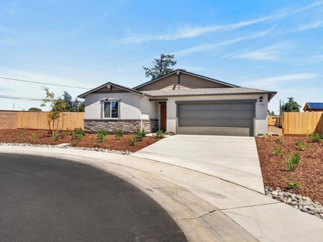 1665 Piner Ct, Yuba City, CA 95993