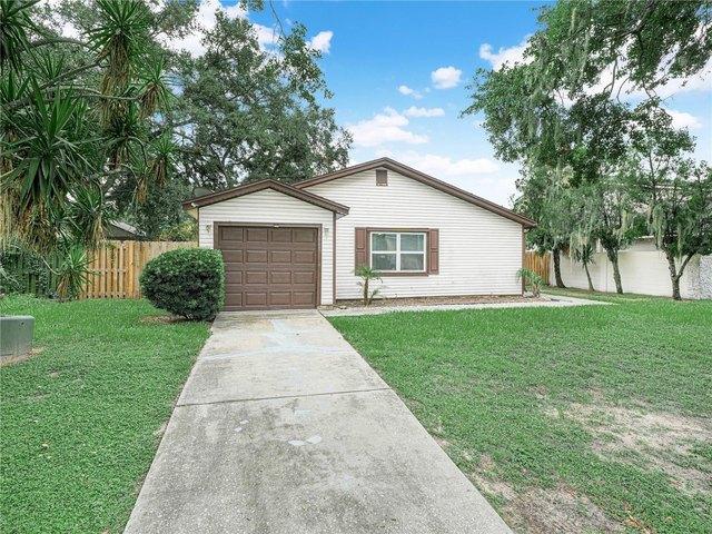 1665 Sailpoint Dr, Bartow, FL 33830