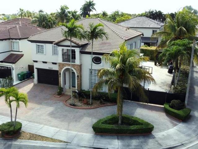 16664 SW 50th Terrace, Miami, FL 33185