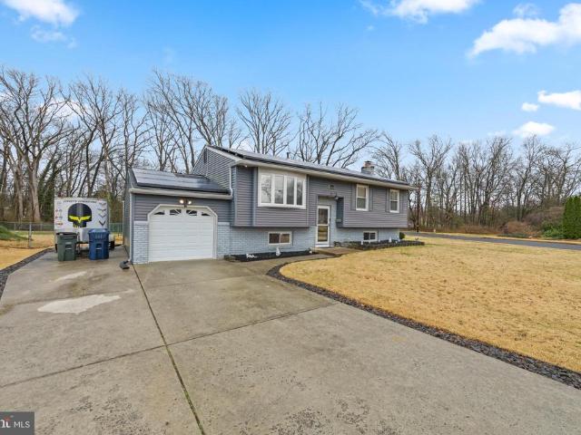 1666 Holly Parkway