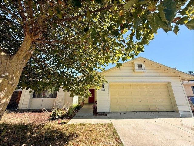 1666 Saltbrush Ave, Coalinga, CA 93210
