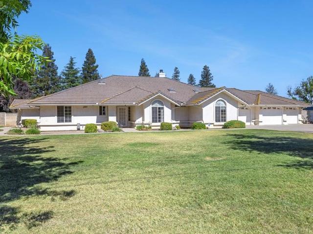 16673 LA Canada Rd, Madera, CA 93636
