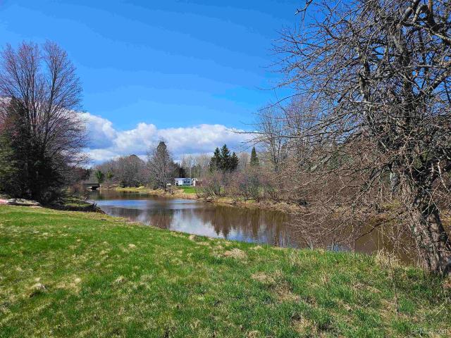 16672 Lakeshore Drive