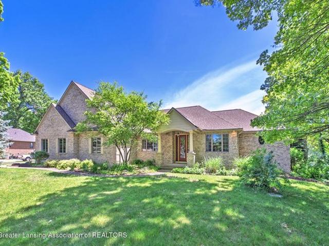 16677 Peacock Rd, Haslett, MI 48840