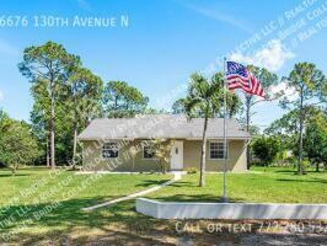 16676 130th Avenue N, 2 beds, 2 full baths