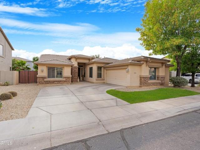 16678 N 174th Ave, Surprise, AZ 85388