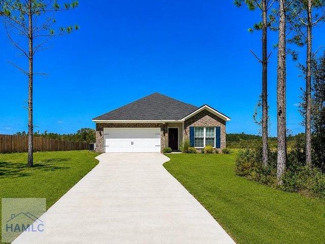1667 Arnold Dr SE, Allenhurst, GA 31301
