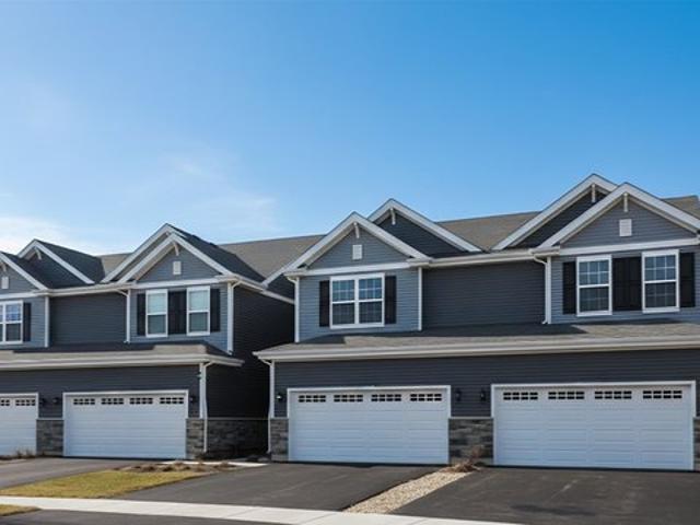 1667 Baler Ave, Aurora, IL 60503