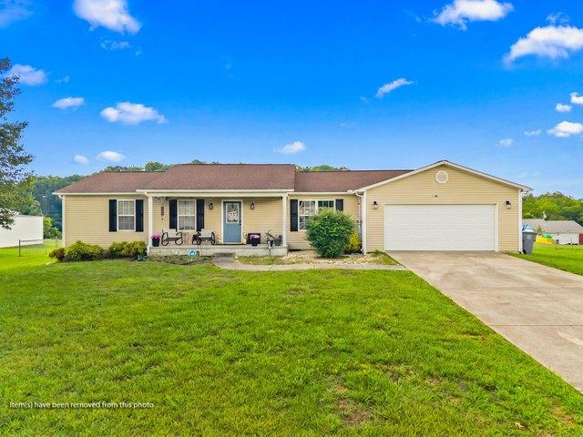 1667 Boardwalk Cir, Morristown, TN 37814