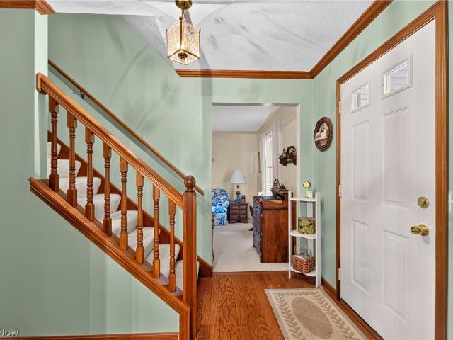 1667 Cadbury Street NW