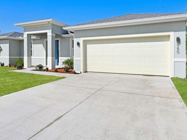 1667 Tilly St SE, Palm Bay, FL 32909