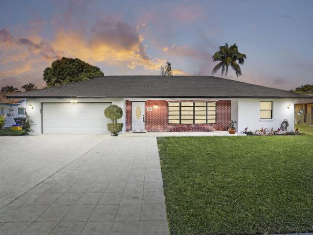 1667 39th St, West Palm Beach, FL 33407 | Compass
