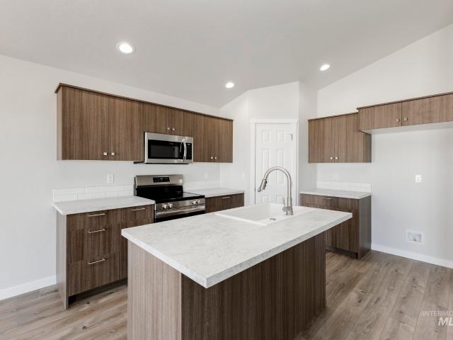 16680 N Shorthorn Lp