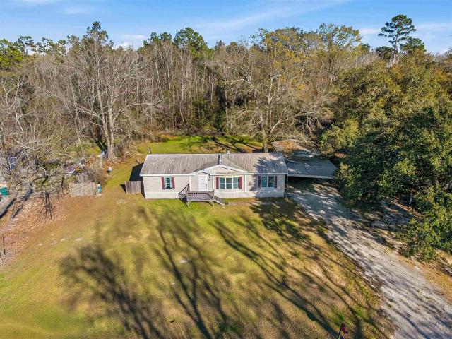 1668 E Majestic Dr, Sulphur, LA 70663 | MLS #SWL26000 | Compass