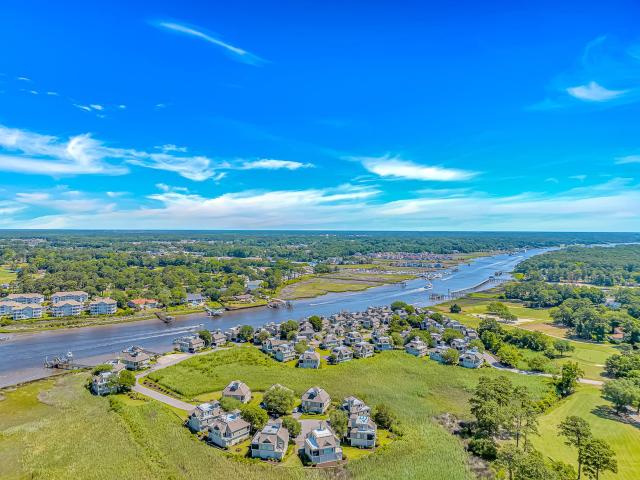 1668 Harbor Dr