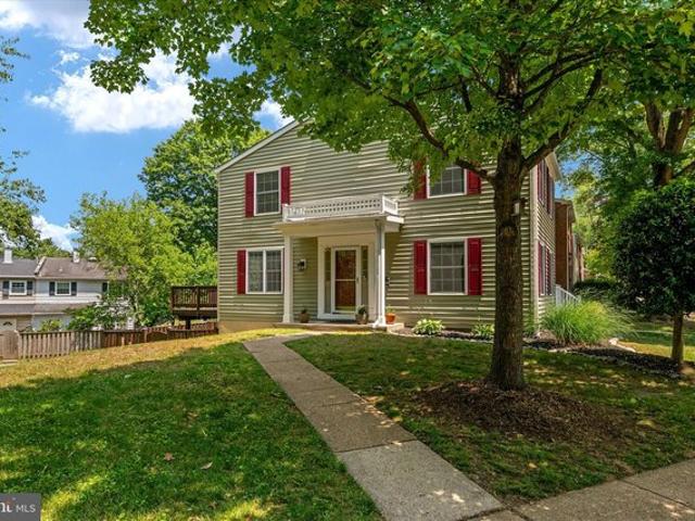 1668 Wilkshire Dr, Crofton, MD 21114