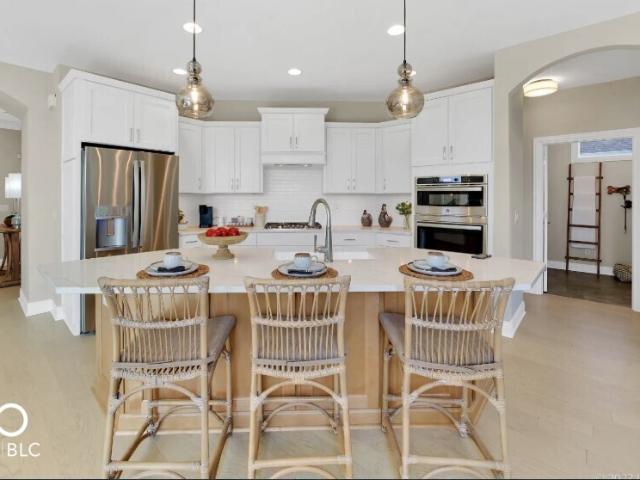 16695 Sunland Dr, Fishers, IN 46040 | MLS #22099