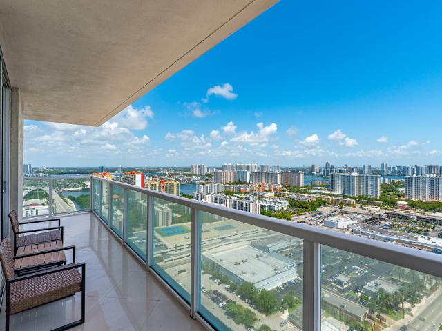 16699 Collins Ave Unit# 3207, Sunny Isles Beach, US, FL