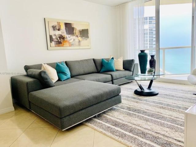 16699 Collins #2004 Sunny Isles Beach, FL 33160