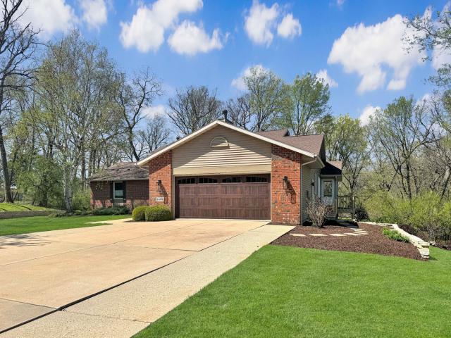 1669 Barberry Circle