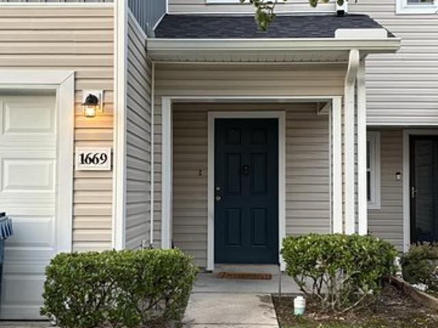 1669 Biscayne Bay Cir, Jacksonville, FL 32218