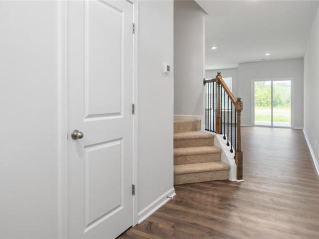 1669 Hallview Court