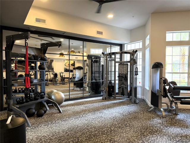 1669 Richmond Avenue, Houston, US, TX