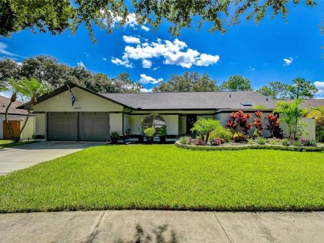 16605 E Course Dr, Tampa, FL 33624