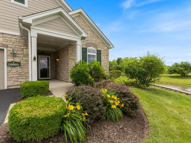 16605 S Fox Run Circle