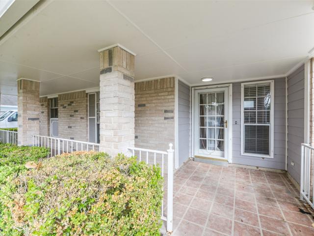 16606 Burlcreek