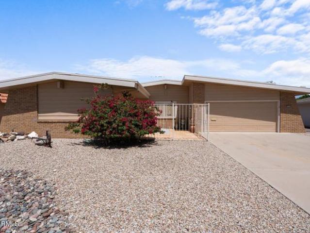 16609 N Desert Holly Dr, Sun City, AZ 85351