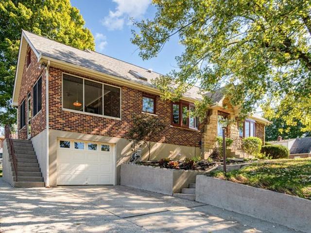 1660 Amsterdam Rd, Fort Wright, KY 41011