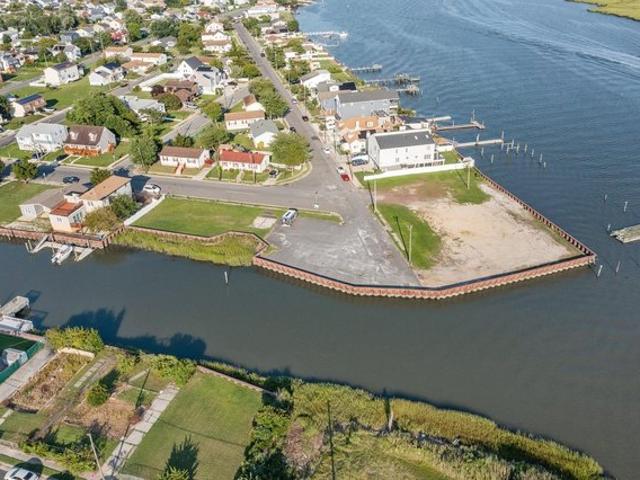 1660 and 1700 W Riverside Dr, Atlantic City, NJ 08401
