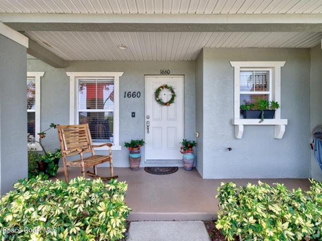 1660 Pointe West Way, Vero Beach, FL 32966