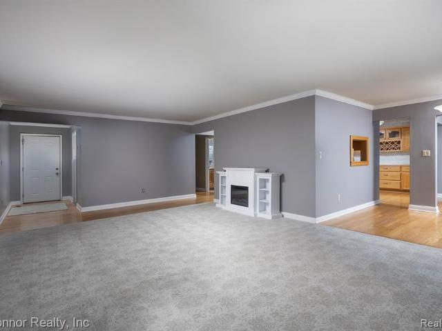 1660 River Road # 7