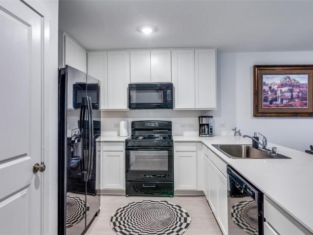 1660 Stellar Sea Lane